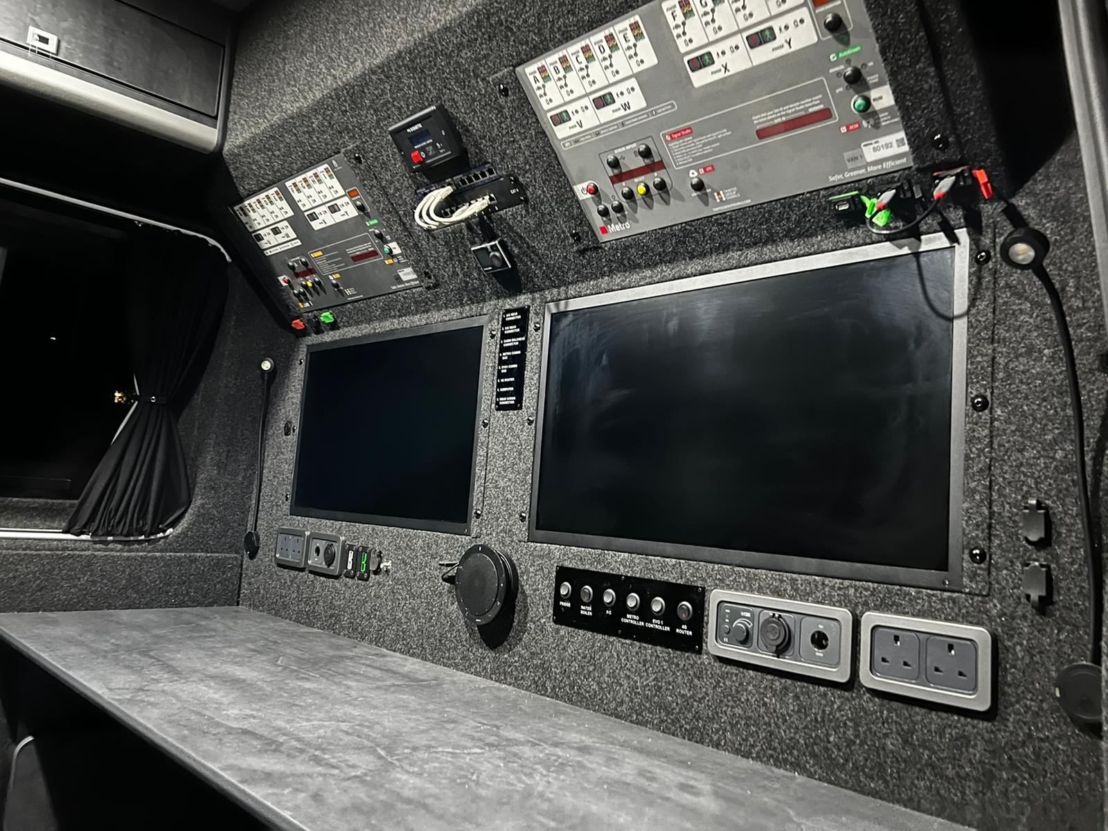 Traffic Group Signals Welcomes Custom-built Command Centre Vehicle Into ...